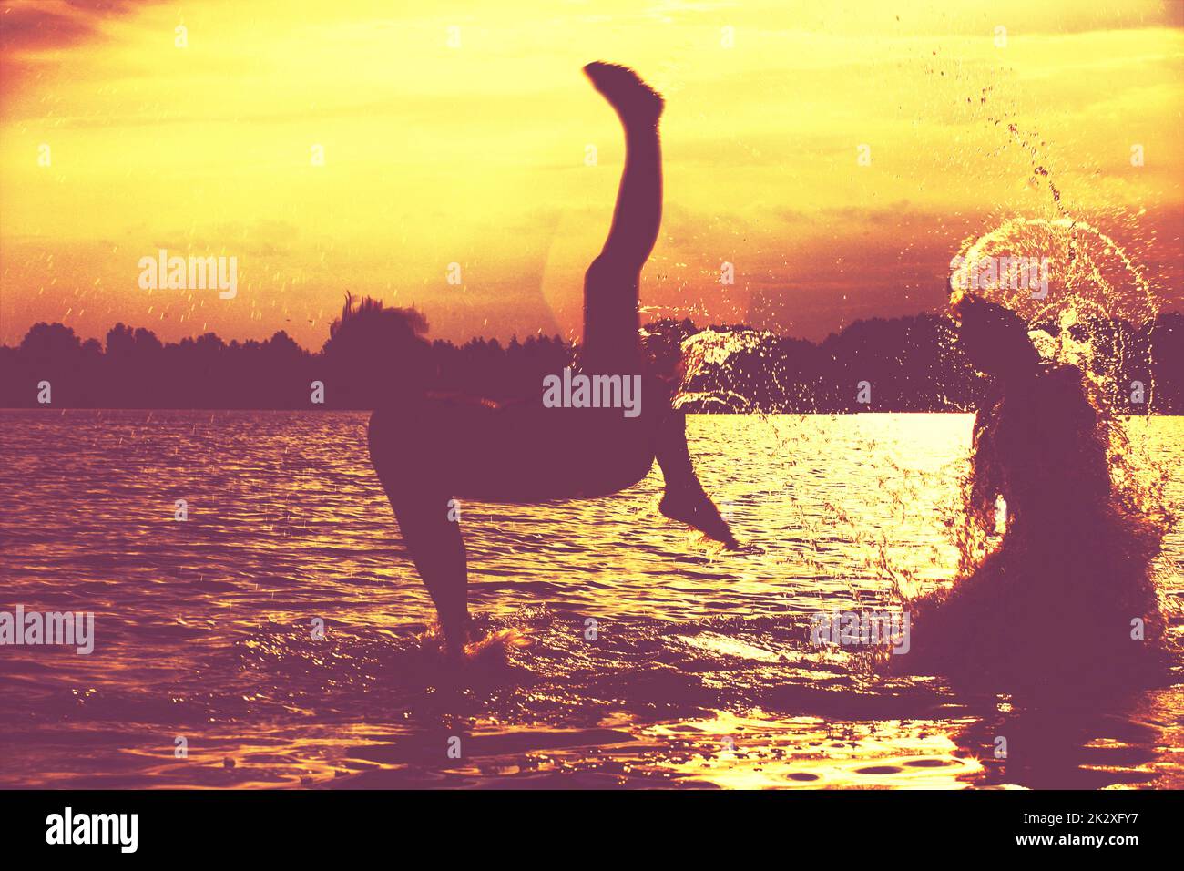 Young having fun on beach hi-res stock photography and images - Alamy