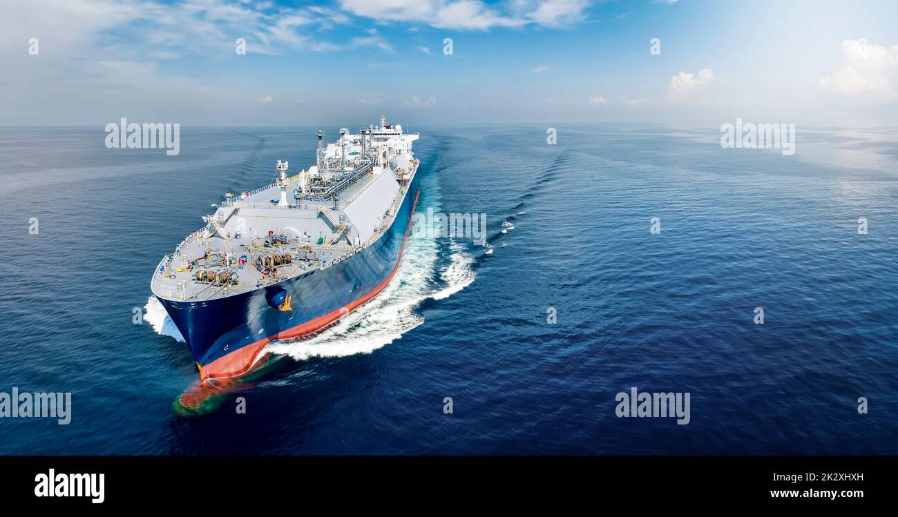 Lng boat gas hi-res stock photography and images - Alamy
