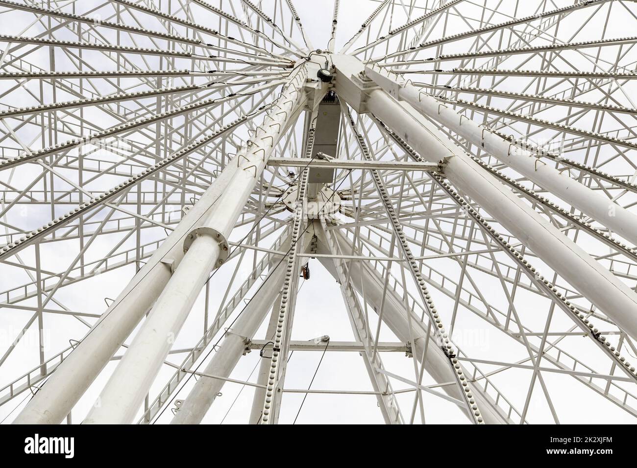 Fair swing ferris wheel hi-res stock photography and images - Alamy