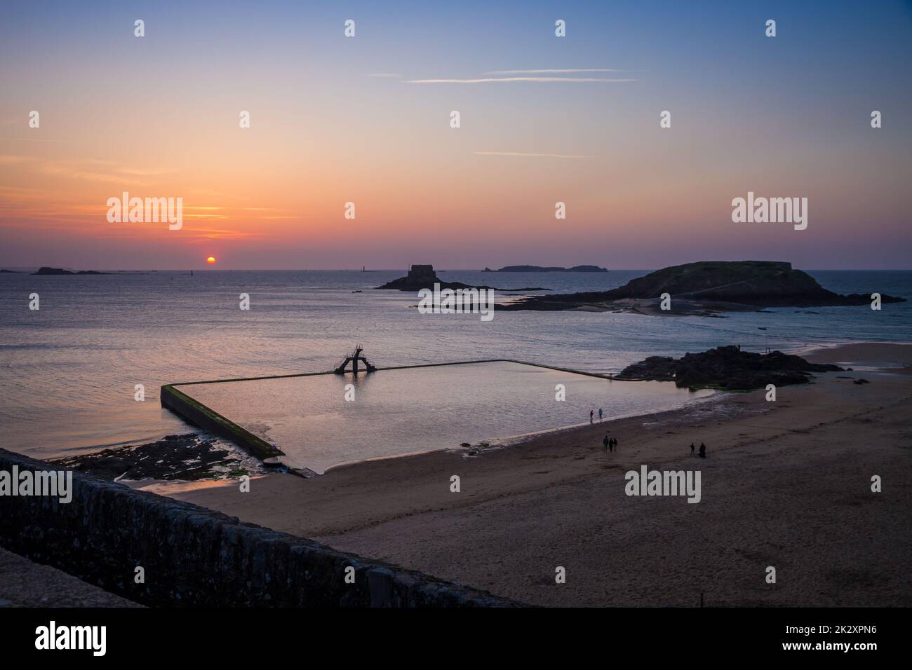 Saint-Malo natural swimming pool at sunset, brittany, France Stock ...