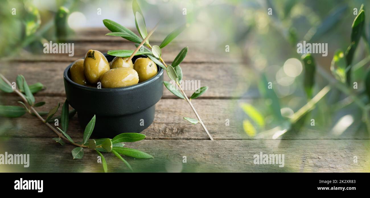 Varieties of olives hi-res stock photography and images - Alamy