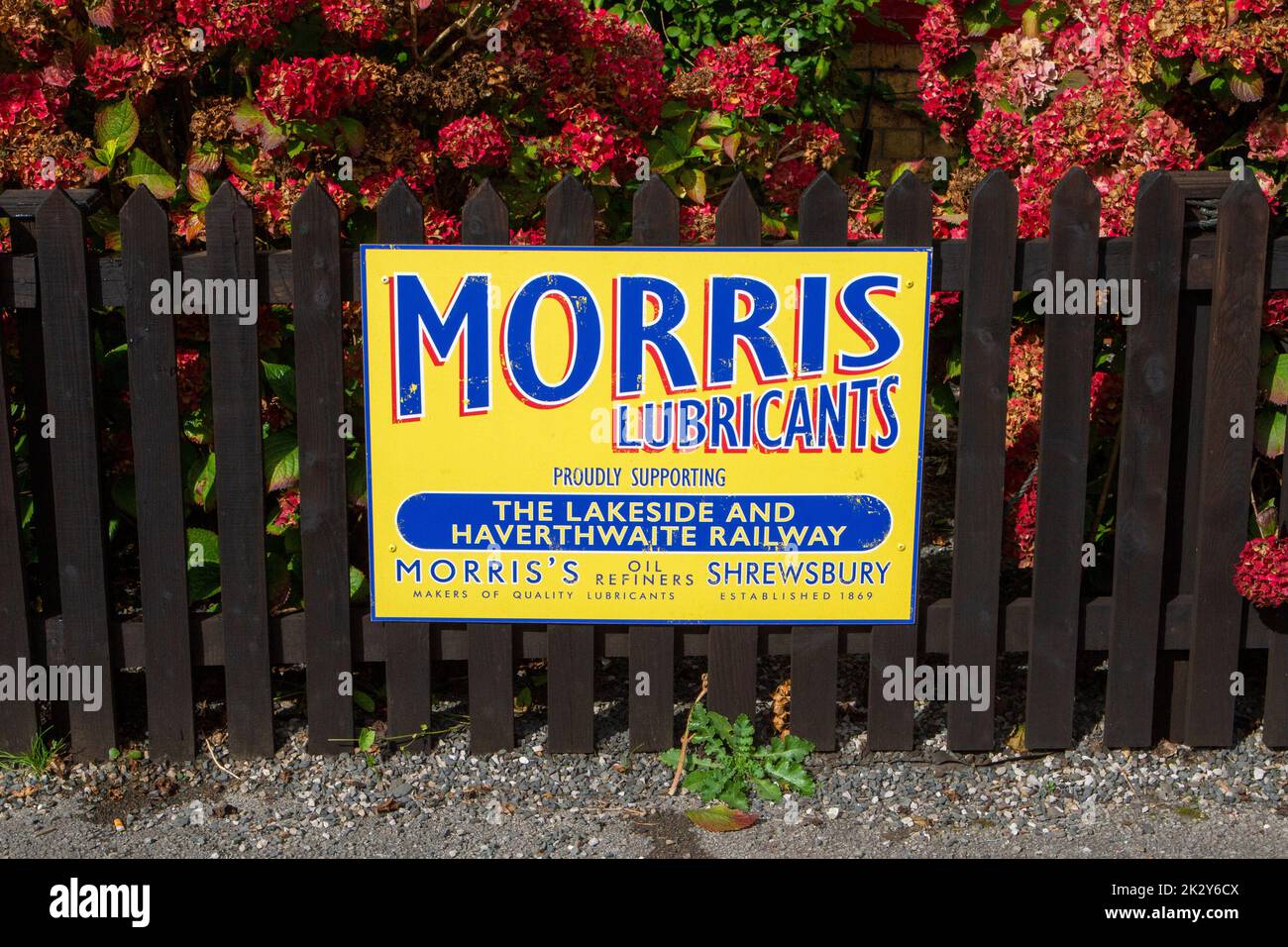 Morris Lubricants Antique enamel advertising signs Stock Photo - Alamy