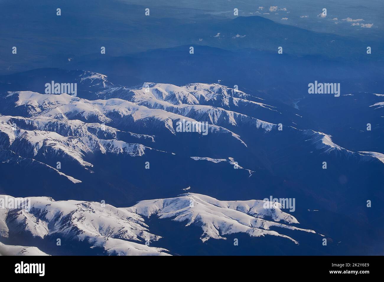 Aerial view snow covered desert hi-res stock photography and images - Alamy