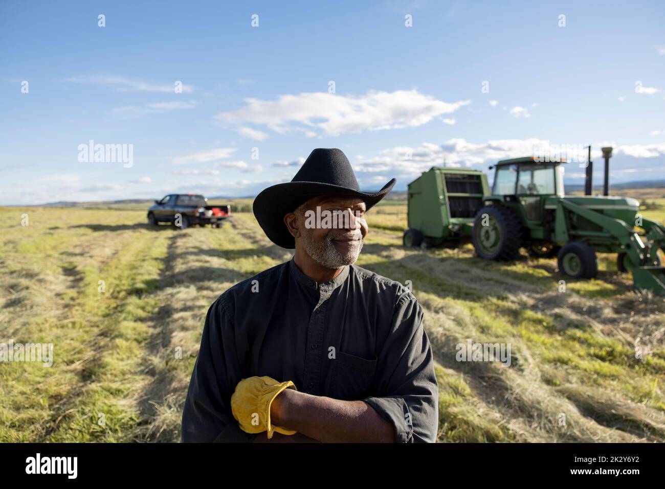 Happy farmer man hi-res stock photography and images - Alamy