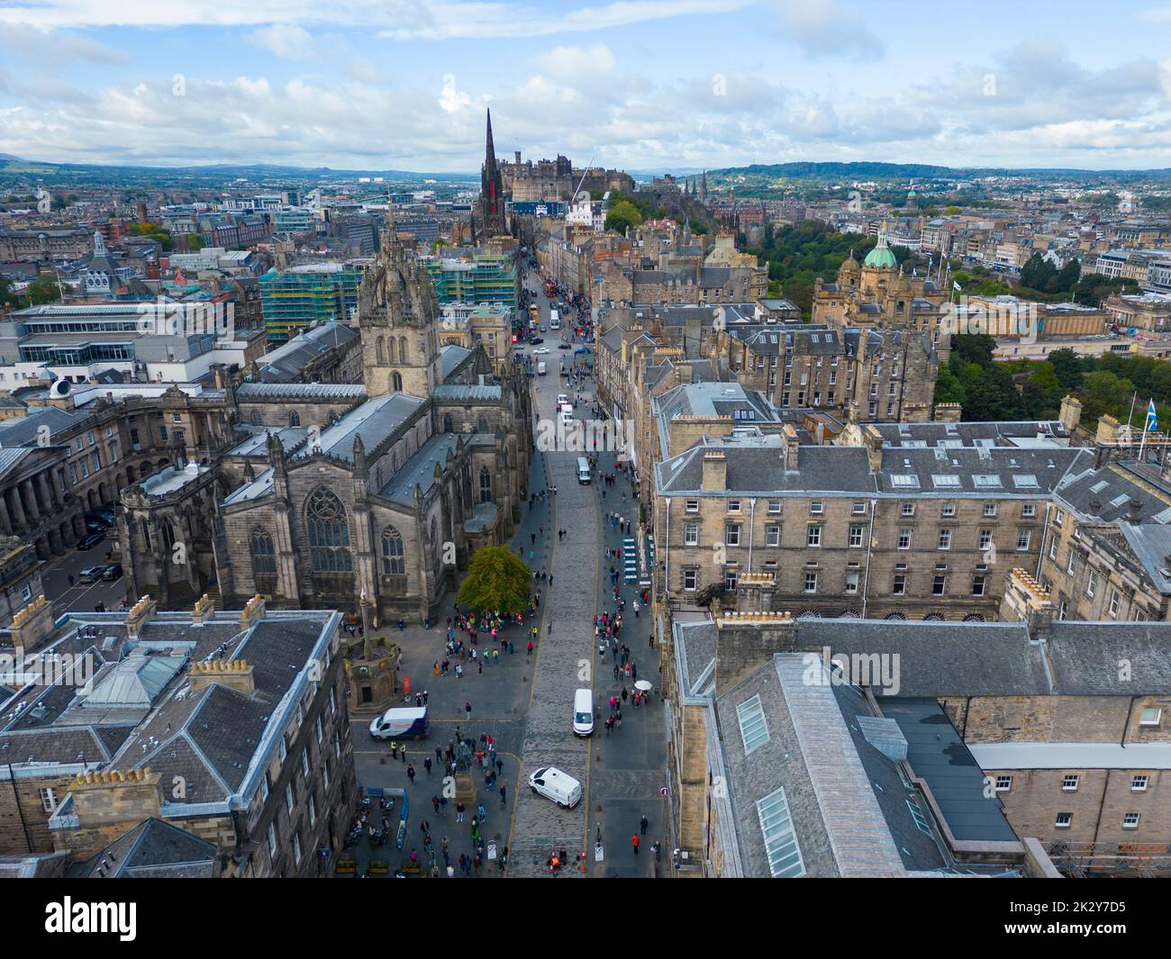 Aerial view of Royal Mile and St Giles Cathedral in Edinburgh Old town ...