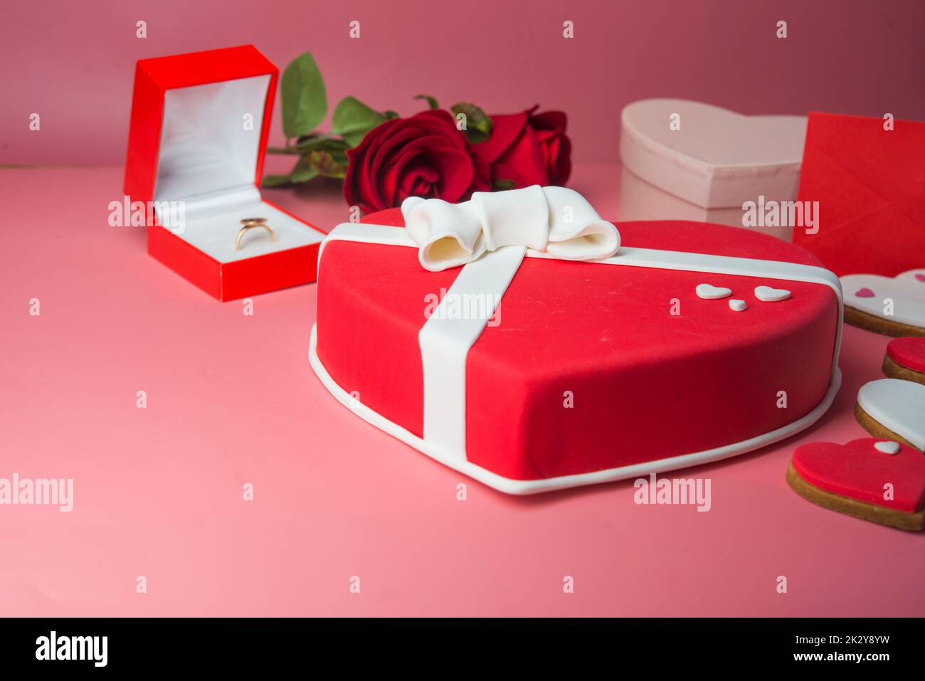 Cake fondant heart shape celebration Stock Photo - Alamy