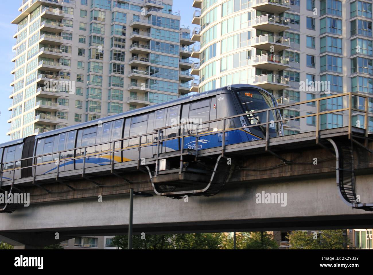 A SkyTrain passing in downtown Stock Photo - Alamy