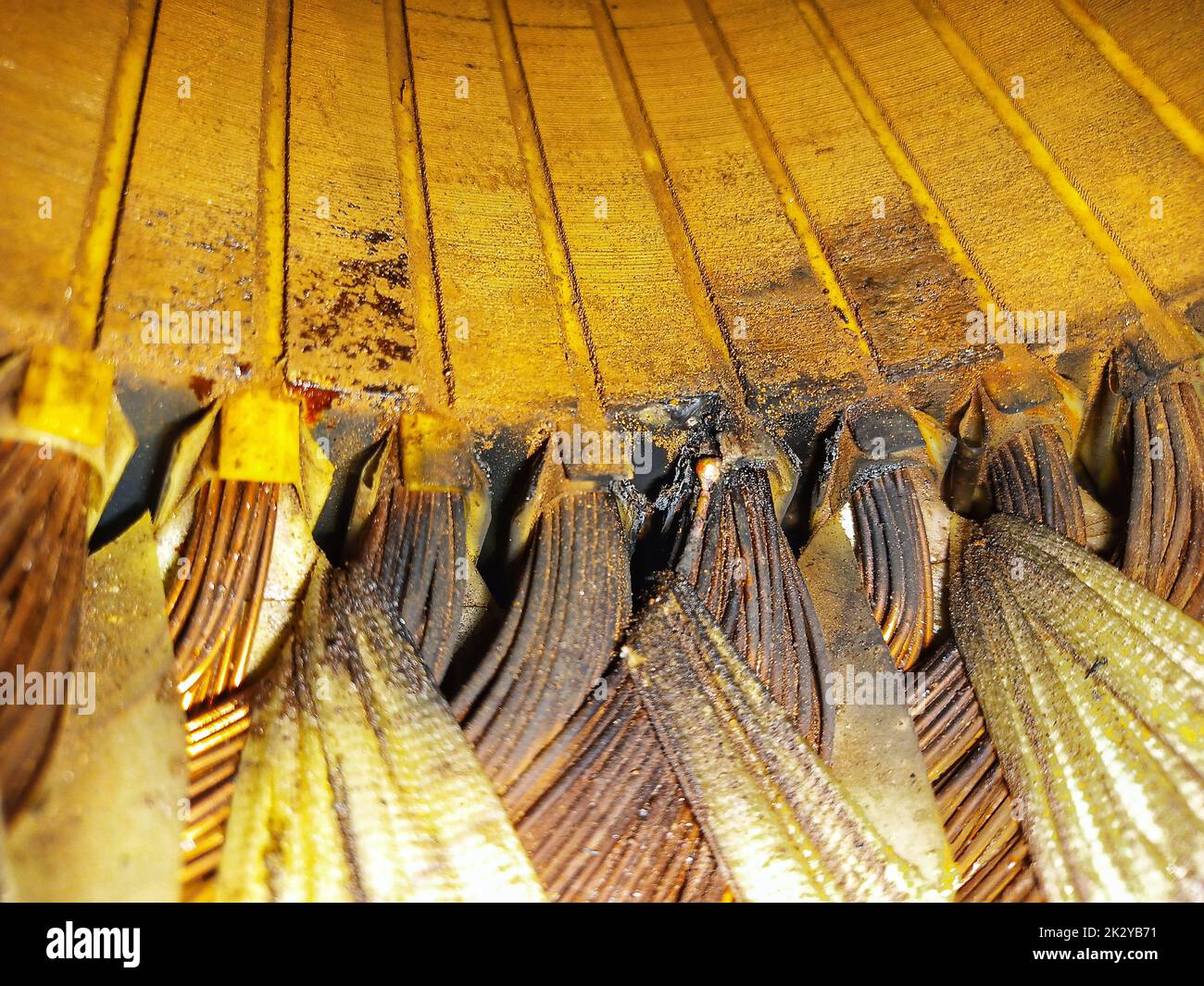 burned motor winding,motor winding low insulation,megger testing ...