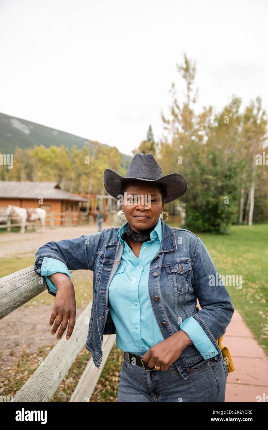 American senior with a hat hi-res stock photography and images - Alamy