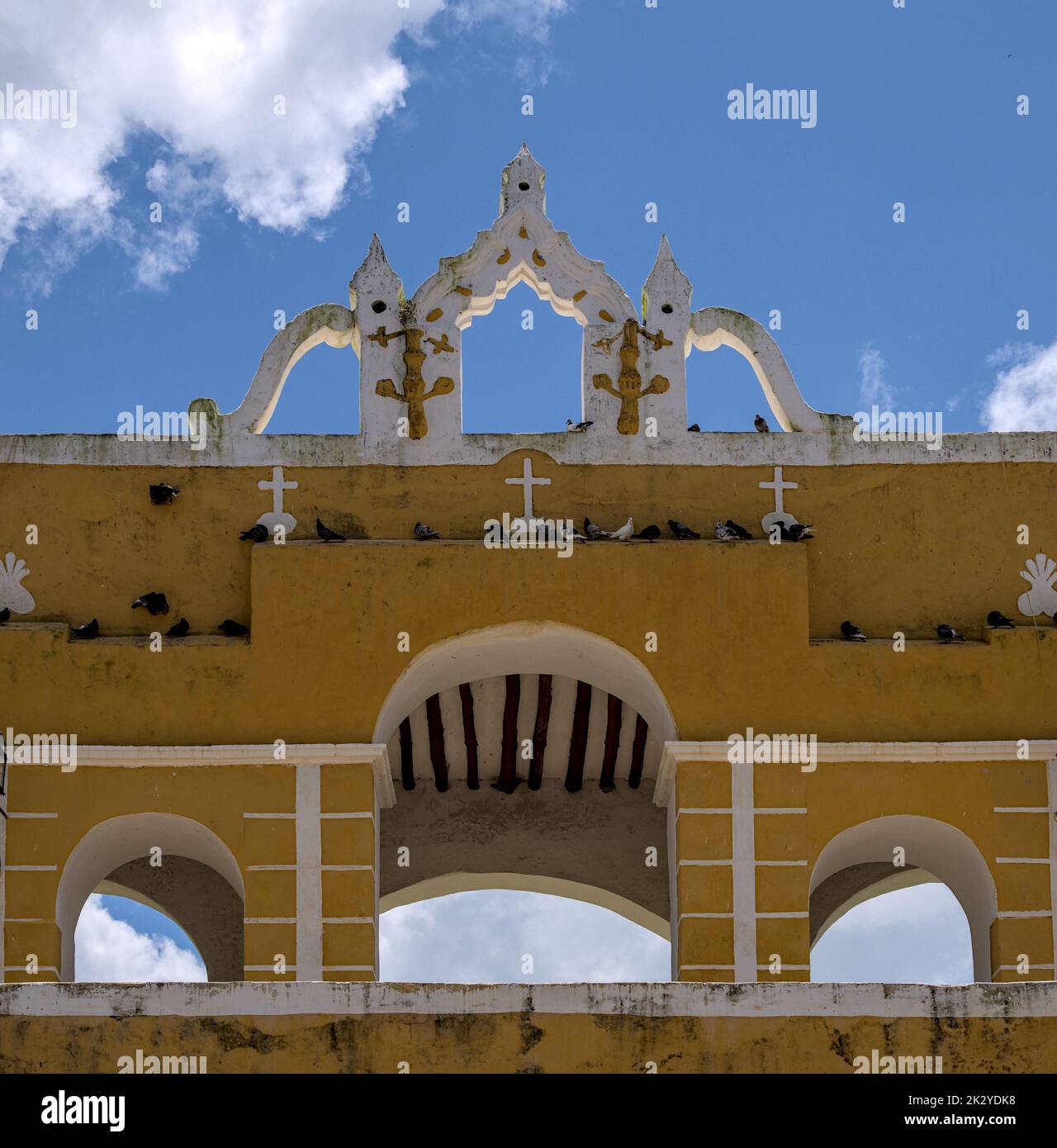 History convent in Izamal founded by Antonio de Padua against the will ...