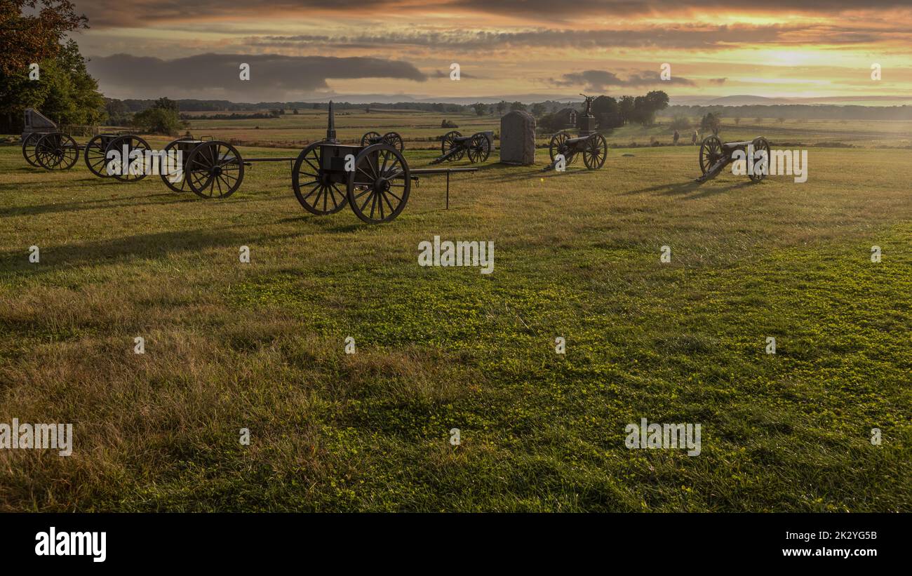 Cannon on Hancock Avenue looking toward Emmitsburg Road., Gettysburg ...