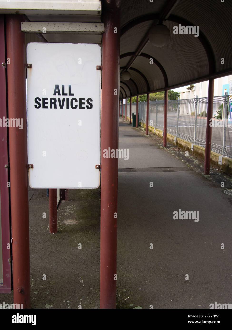 Bus shelter sign hi-res stock photography and images - Alamy