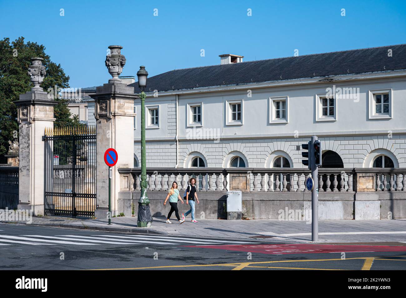 Palace stables hi-res stock photography and images - Alamy
