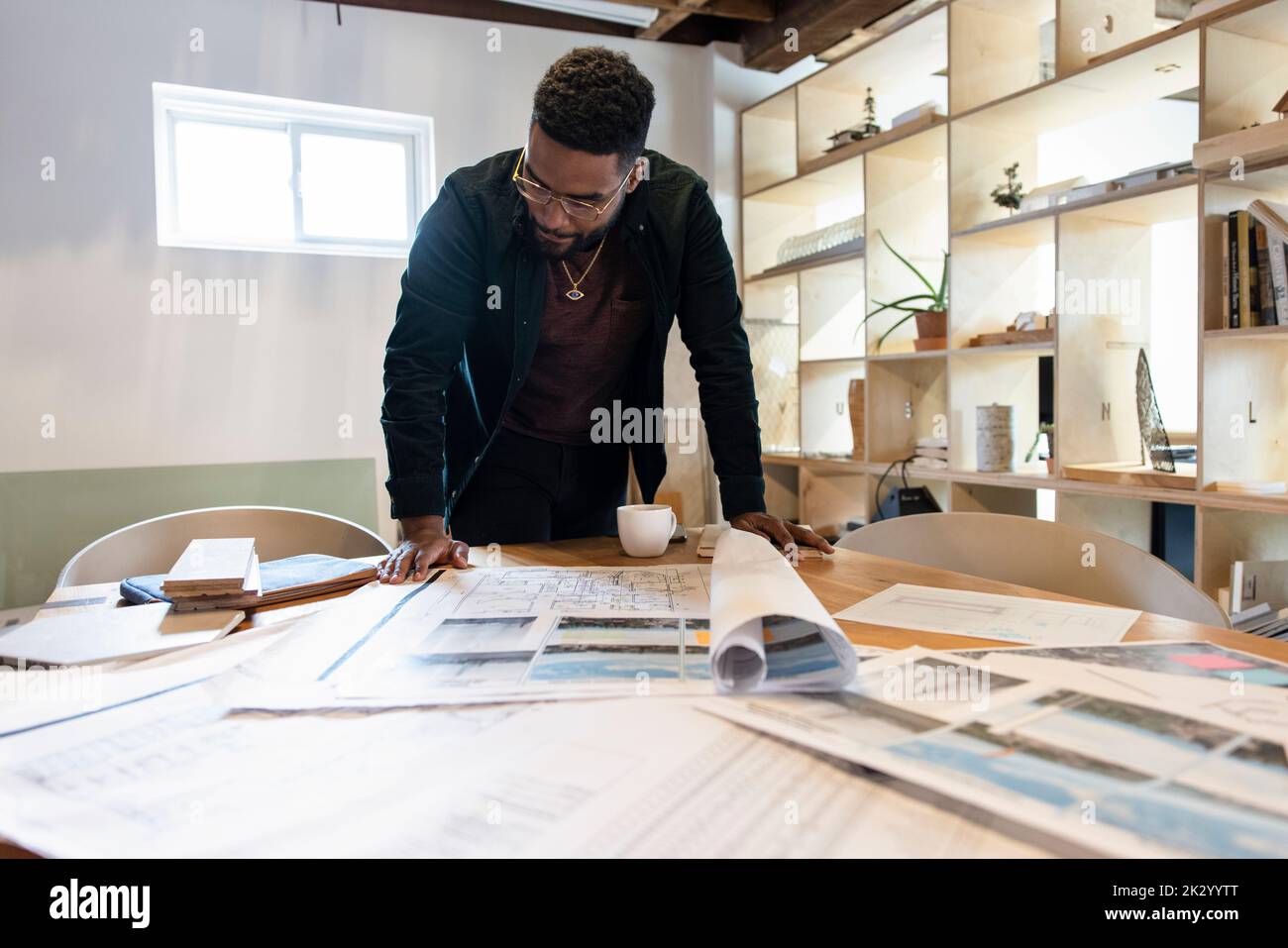 Architect drawing table hi-res stock photography and images - Alamy