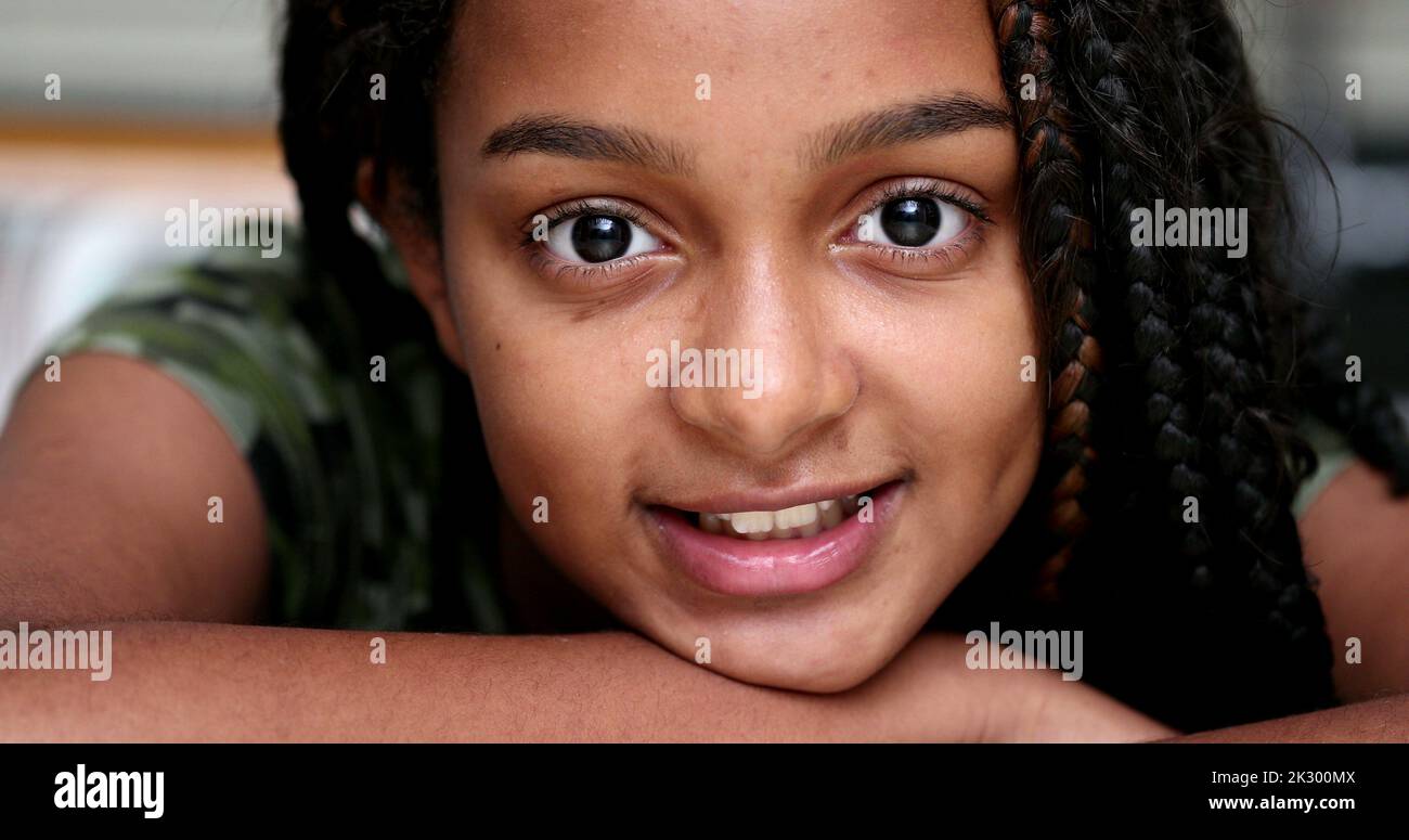 African descent teen girl portrait close-up face Stock Photo - Alamy African descent teen girl portrait close-up face Stock Photo - Alamy