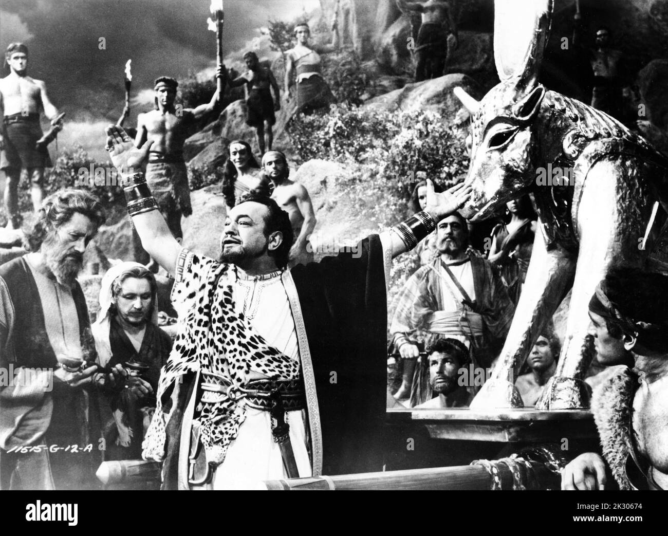 Cecil b demille the ten commandments Black and White Stock Photos ...