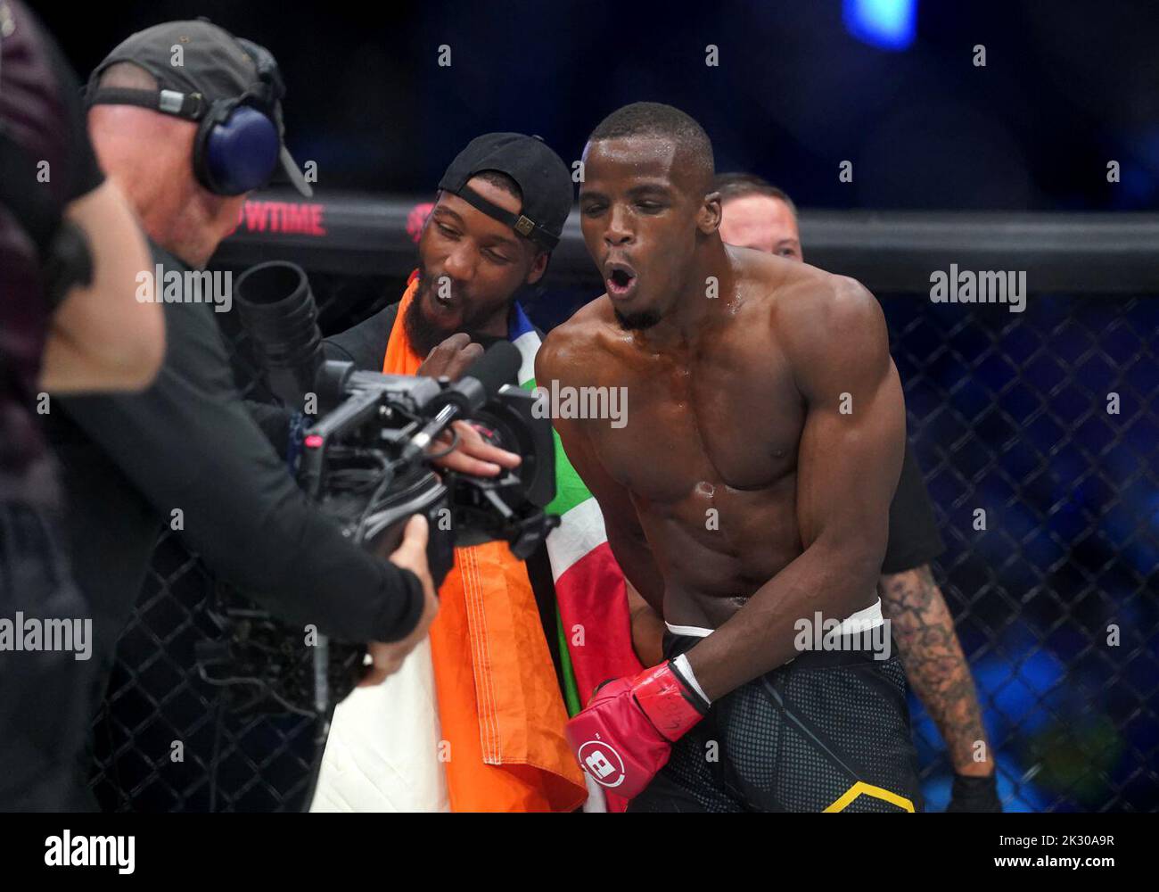 Kenny Mokhonoana celebrates beating Alex Bodnar during their ...