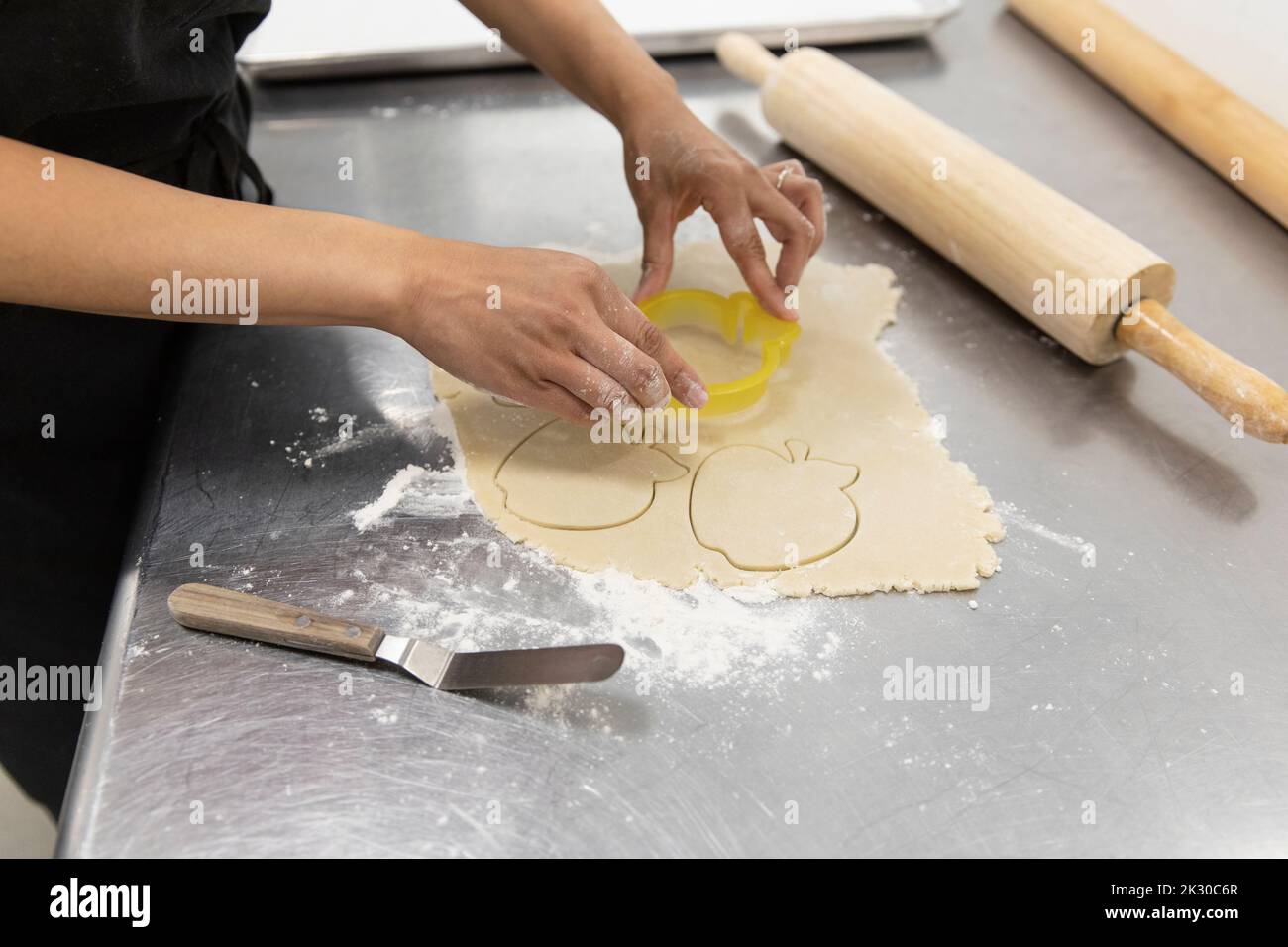 Cutting pastry hi-res stock photography and images - Alamy