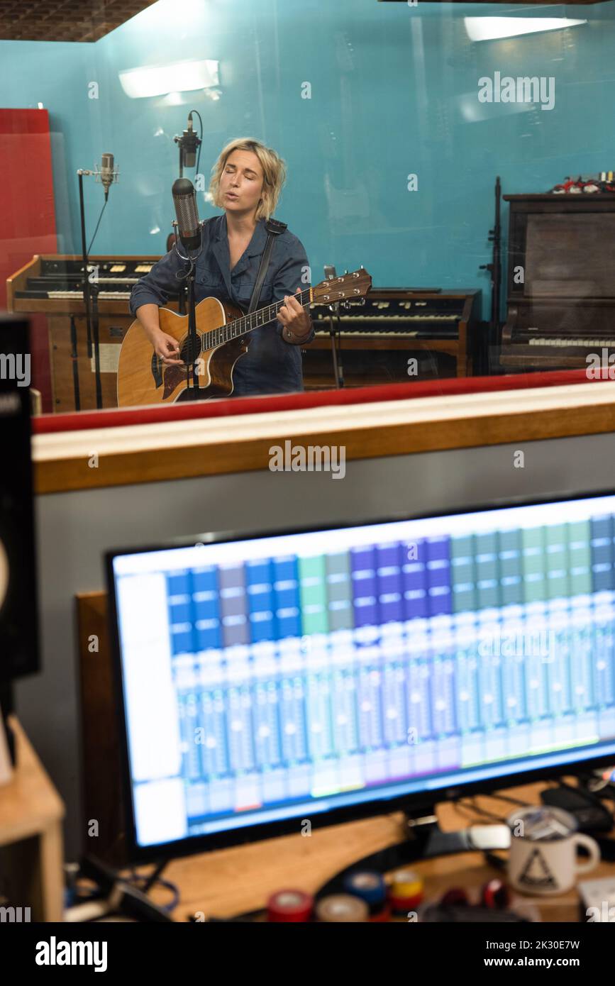 Woman recording studio singing hi-res stock photography and images - Alamy