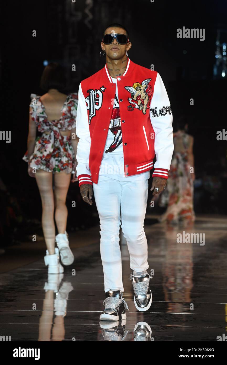 Milan, Italy. 23rd Sep, 2022. Milan, Milan Fashion Week, Woman Spring ...