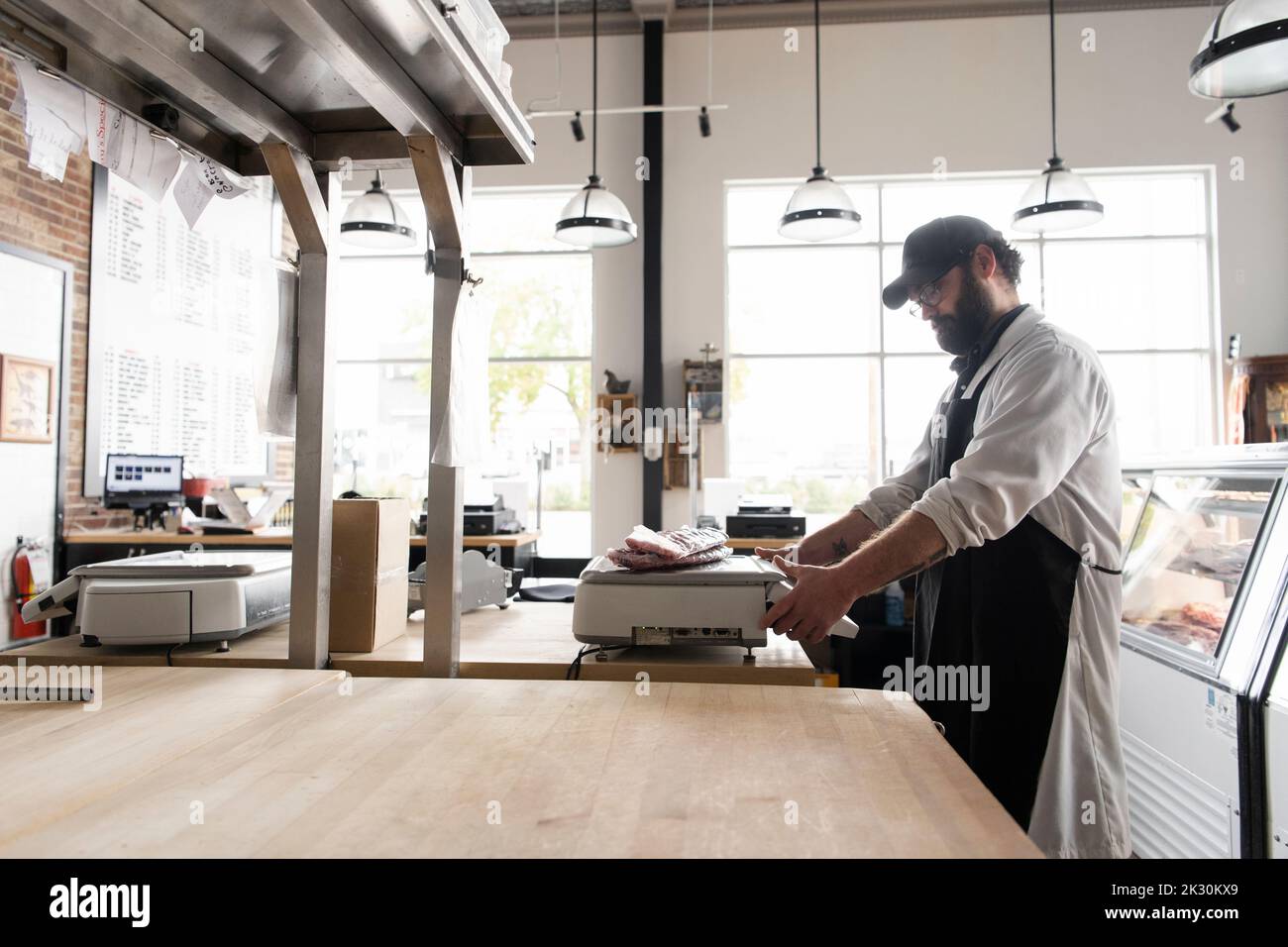 Butcher scales hi-res stock photography and images - Alamy