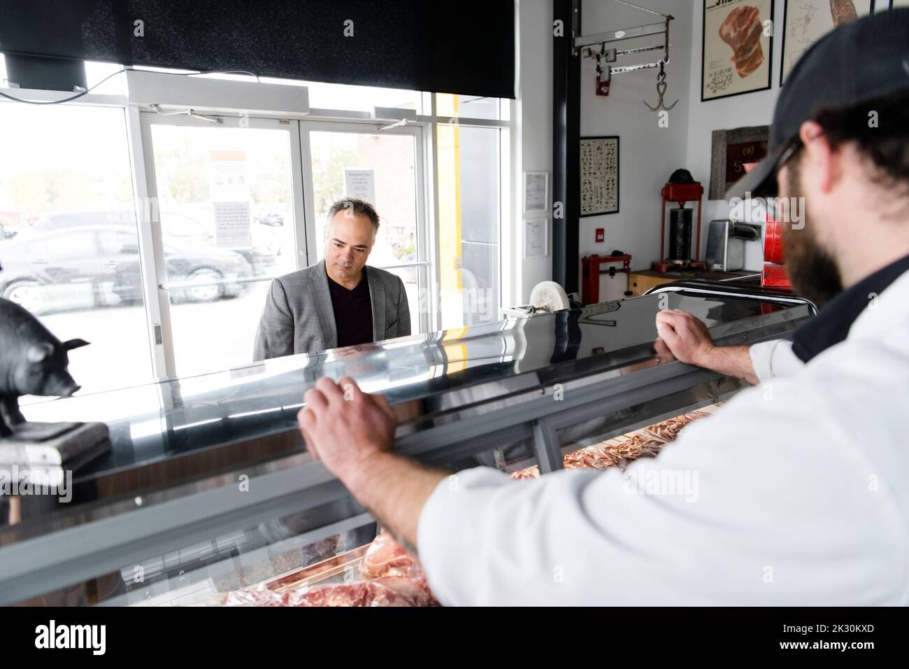 Customer selection hi-res stock photography and images - Alamy