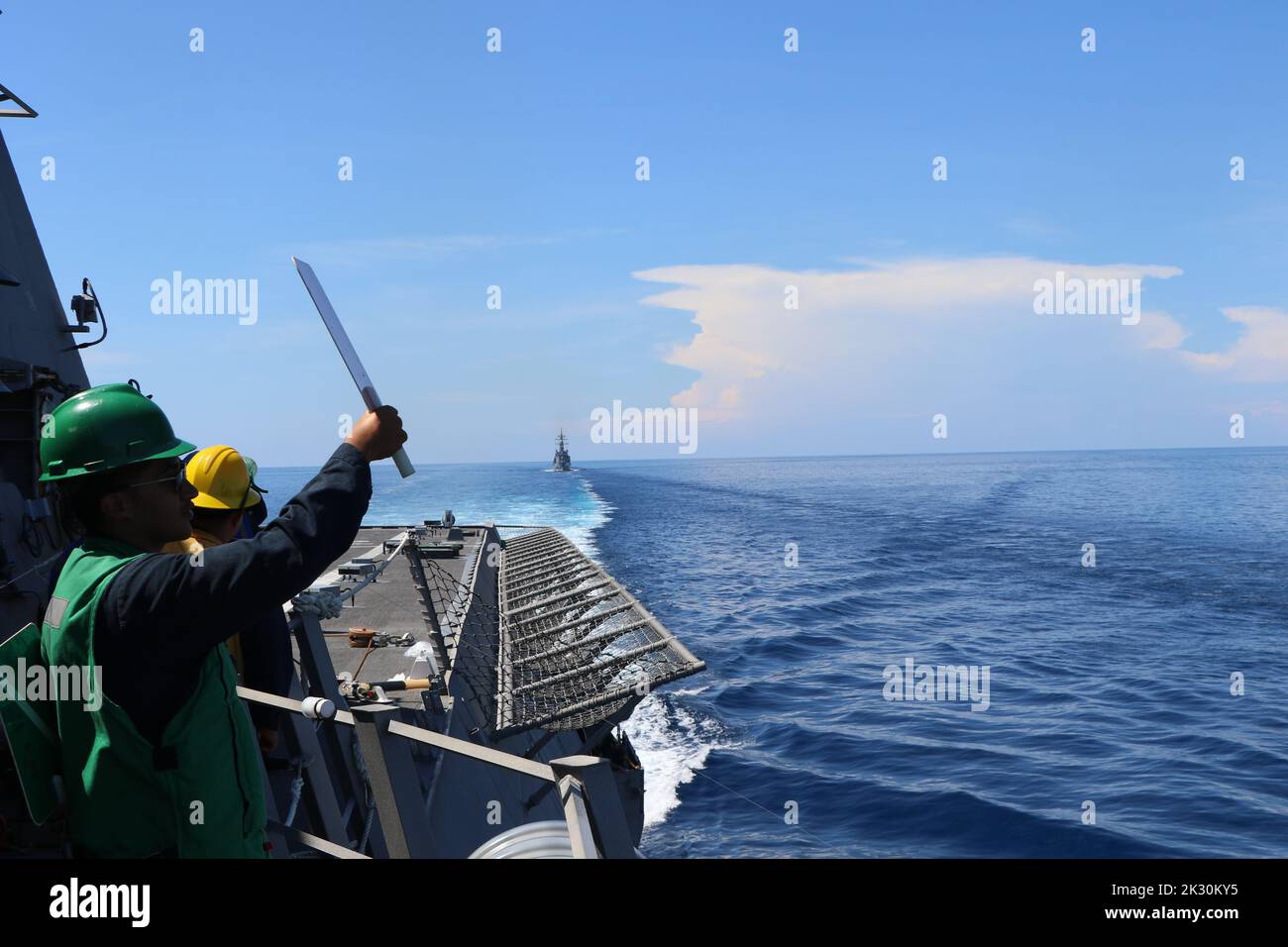 220920-O-NR876-246 ARAFURA SEA (SEP. 20, 2022) Mineman 3rd Class ...