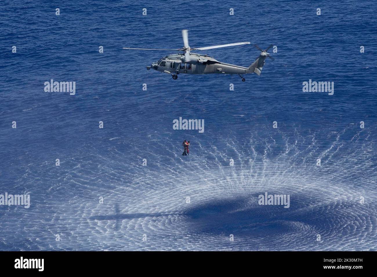 220922-N-XN177-1658 PHILIPPINE SEA (Sept. 22, 2022) – An MH-60S Sea ...