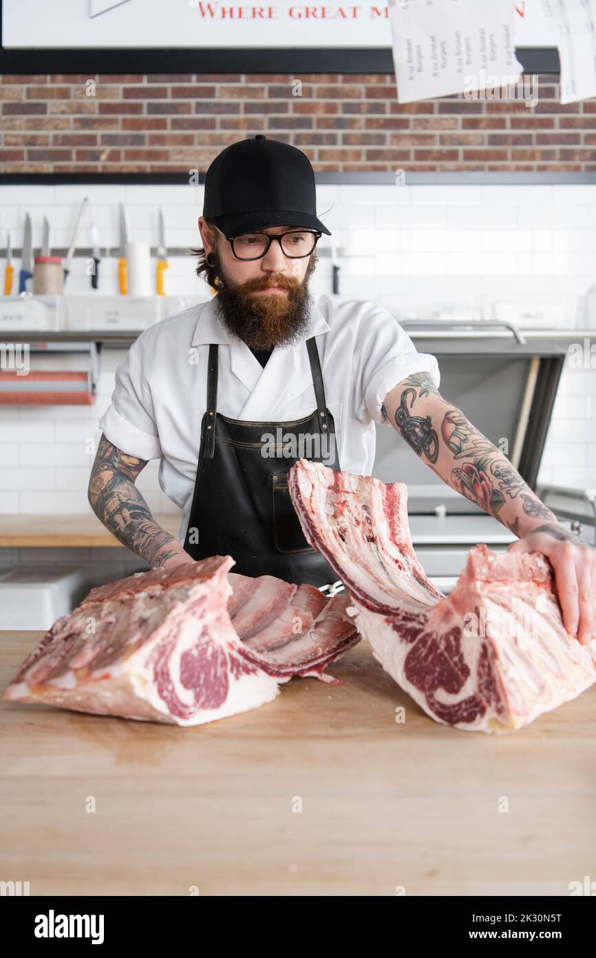 Raw meat carcass hi-res stock photography and images - Alamy