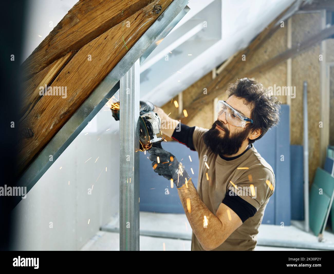 Metal cutting view machine tool hi-res stock photography and images - Alamy