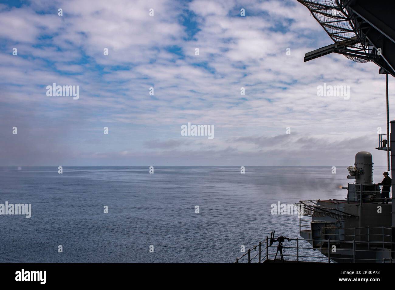 220914-N-XK462-1139 PACIFIC OCEAN (Sep. 14, 2022) USS Nimitz (CVN 68 ...