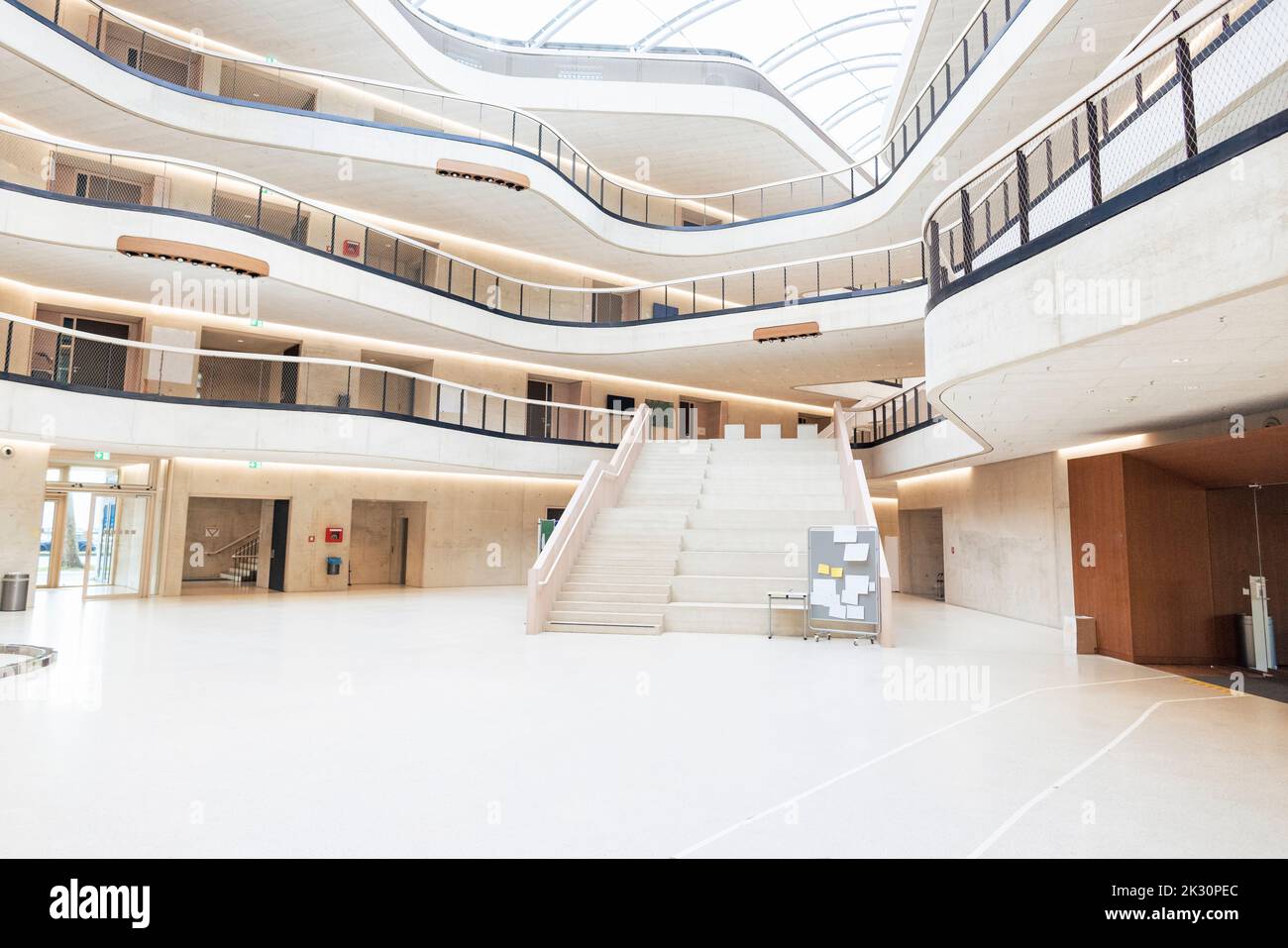 Futuristic office interior hi-res stock photography and images - Alamy