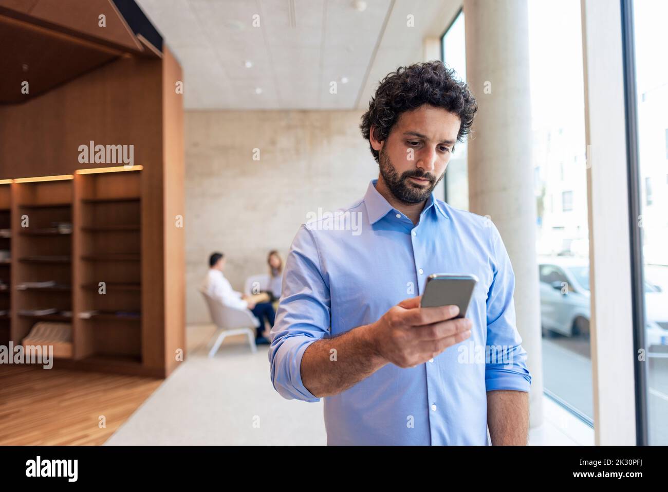 Smart adult professor man hi-res stock photography and images - Alamy