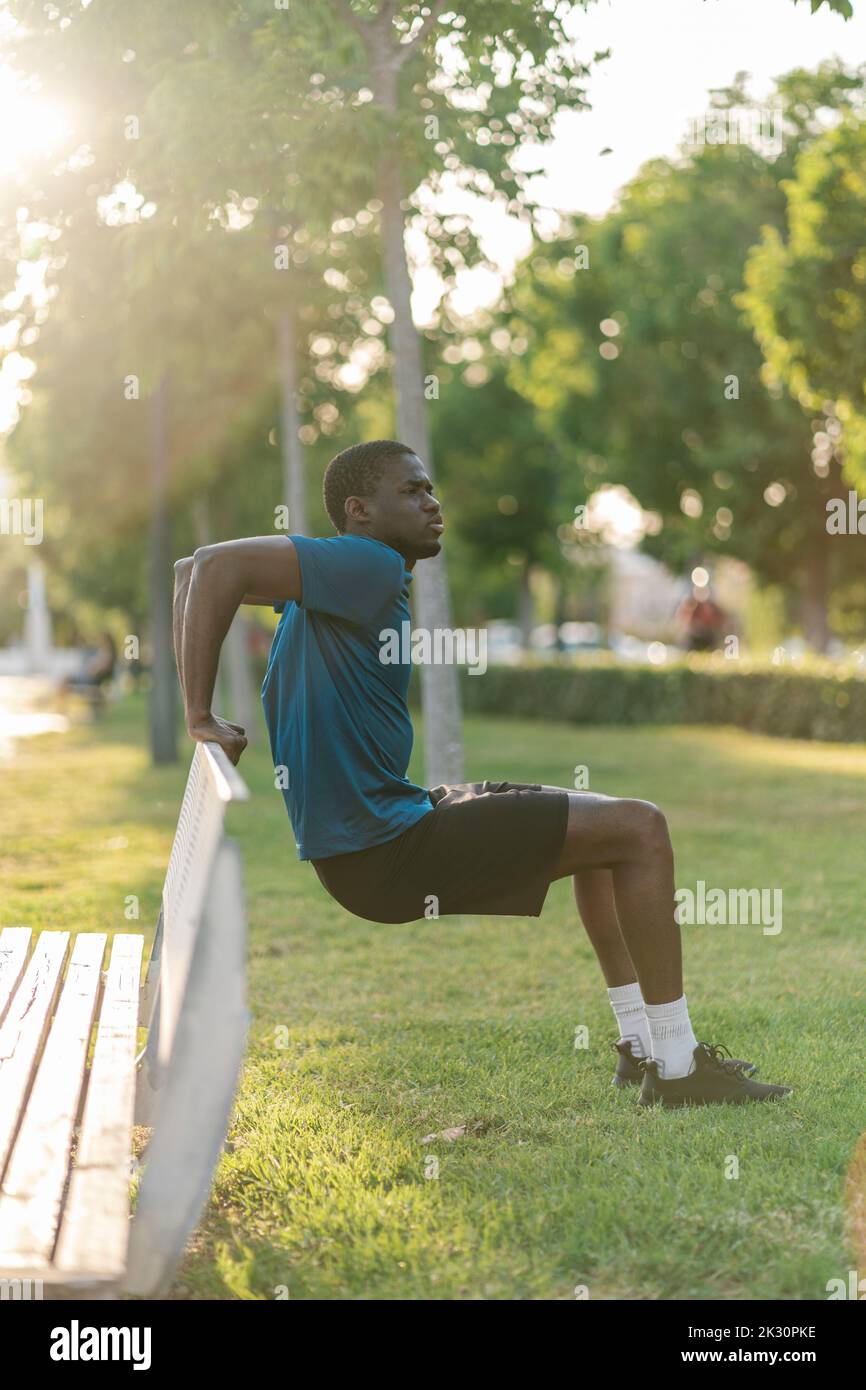 Exercise bench man hi-res stock photography and images - Alamy