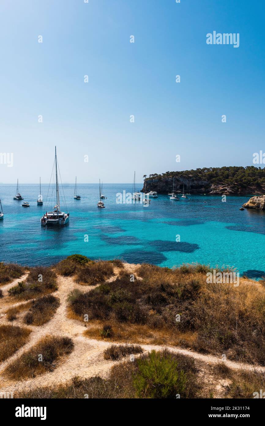 Beautiful vertical view boat hi-res stock photography and images - Alamy
