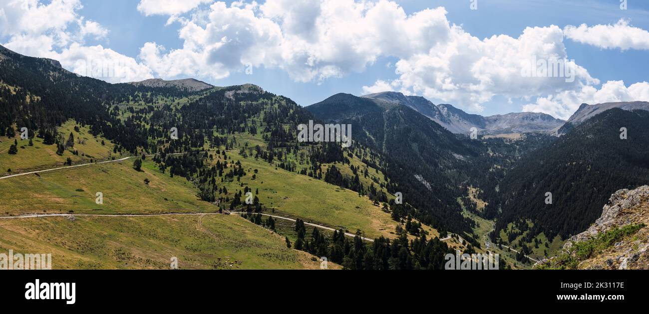 Beautiful view mountains hi-res stock photography and images - Alamy