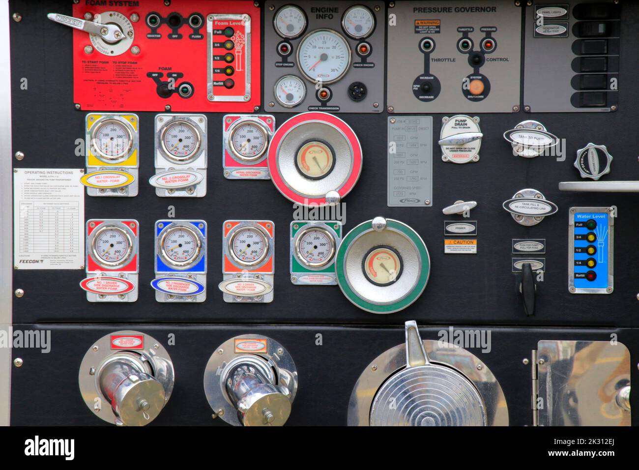 US Air Force fire engine at Yokota Air Base Stock Photo - Alamy