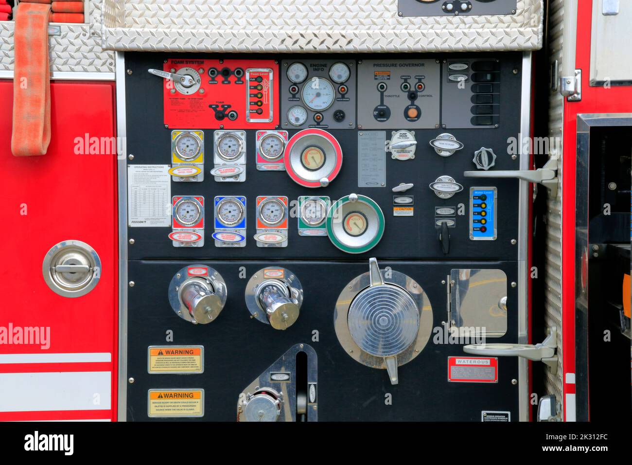 US Air Force fire engine at Yokota Air Base Stock Photo - Alamy
