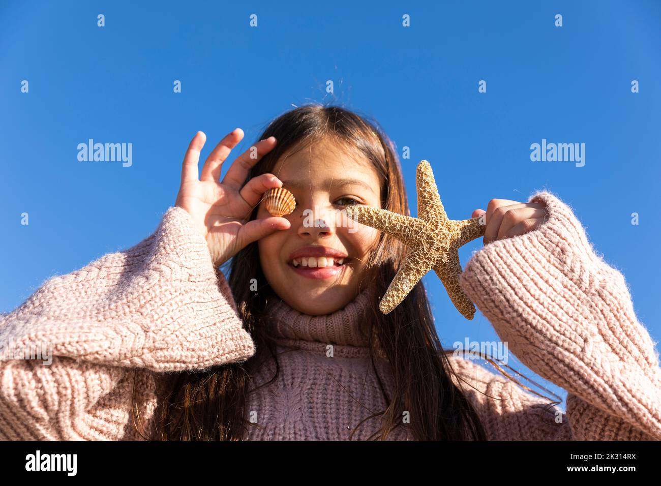 Shell blue hi-res stock photography and images - Alamy