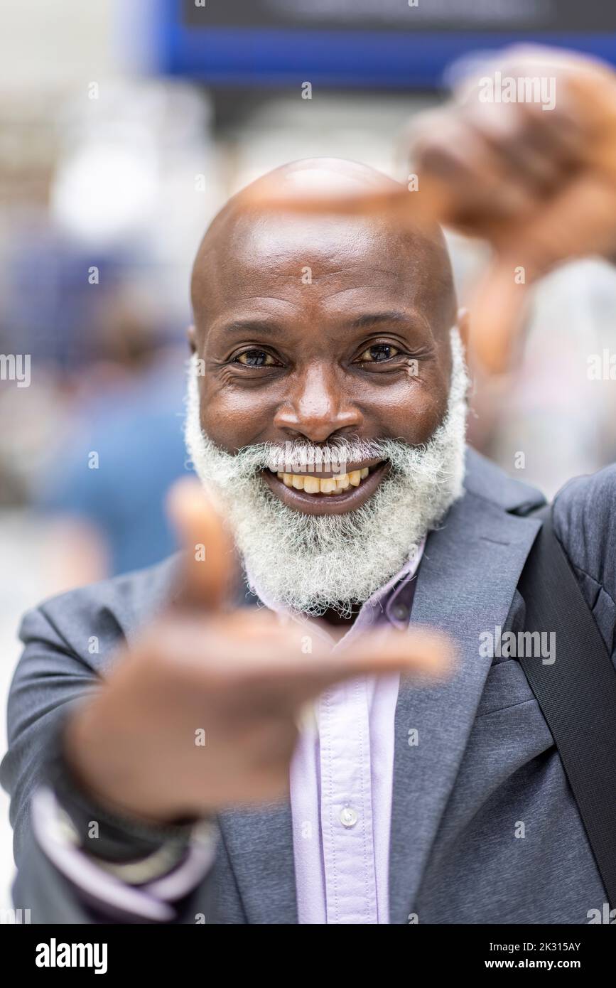 Businessman happy looking london england hi-res stock photography and ...