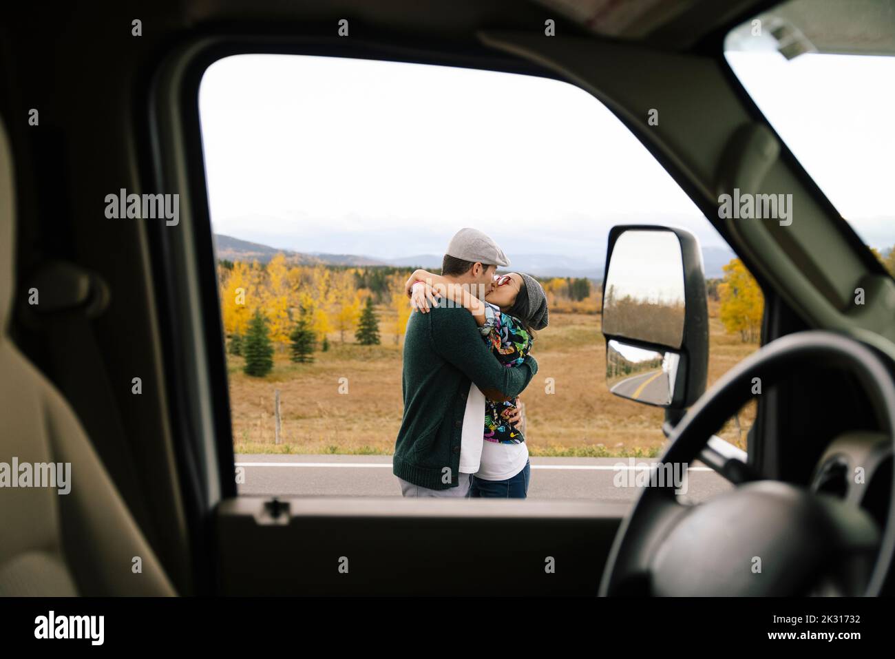 Couple seen through window hi-res stock photography and images - Alamy