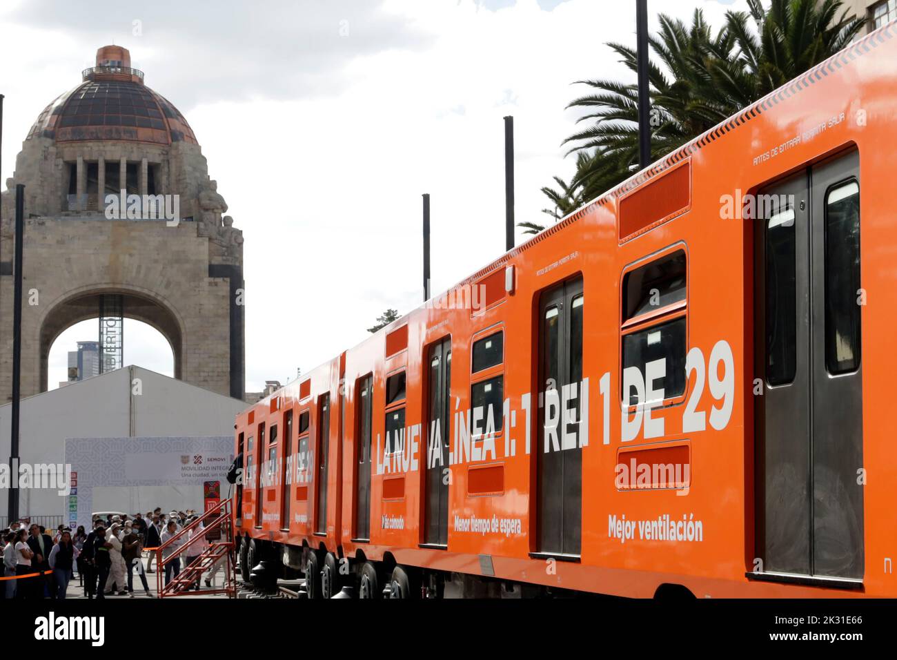 Mexico City, Mexico. 22nd Sep, 2022. The new convoy for the Metro ...