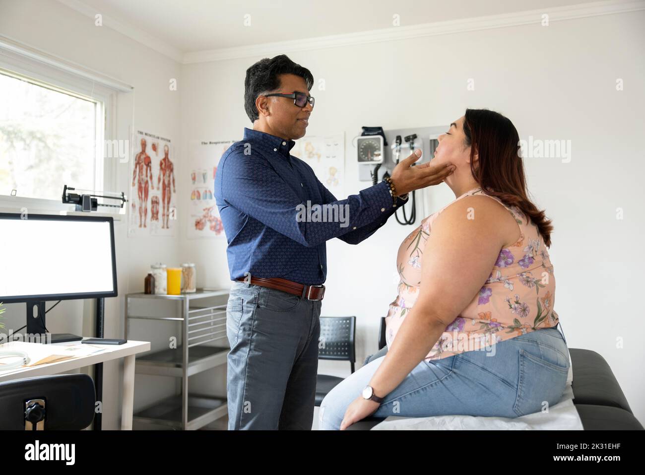 Overweight office hi-res stock photography and images - Alamy