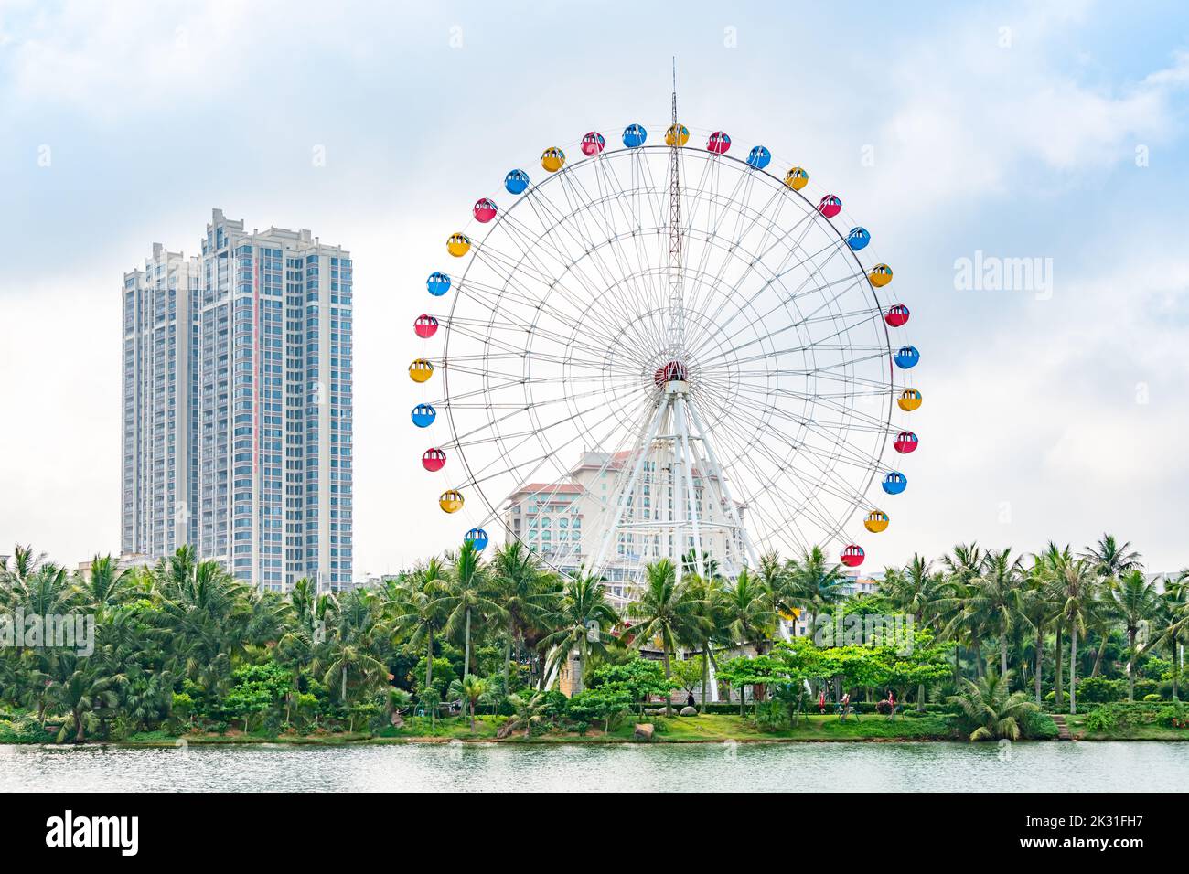 Ferris wheel at Zhanjiang Waterfront Park, China Stock Photo - Alamy