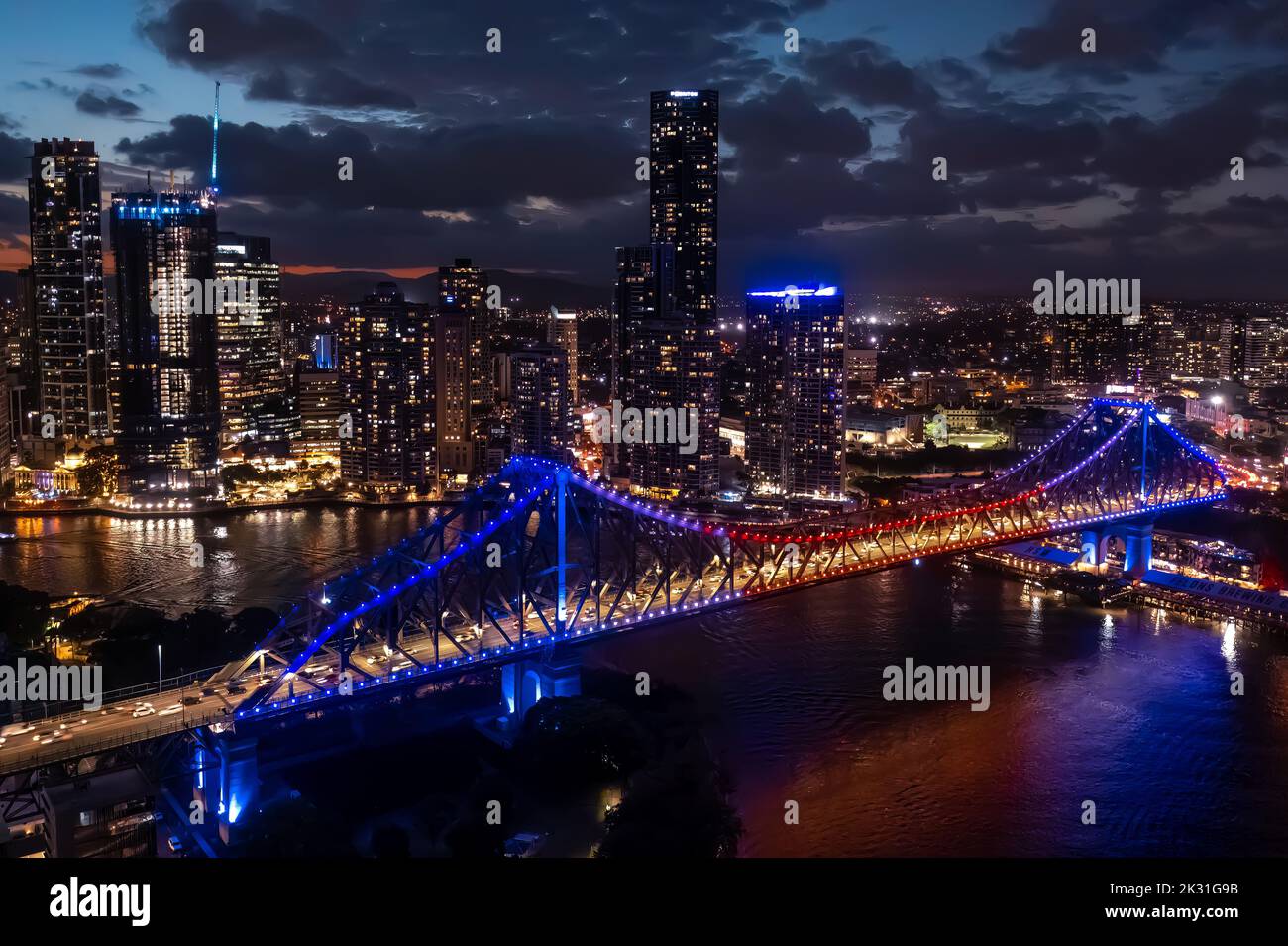 Brisbane city lights at night Stock Photo - Alamy