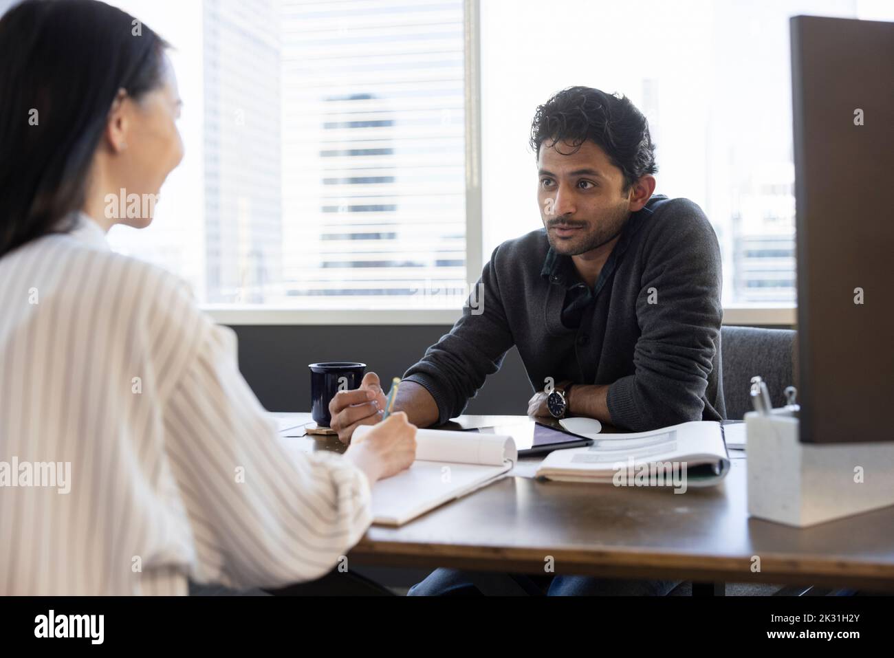 Asian people talking office hi-res stock photography and images - Alamy