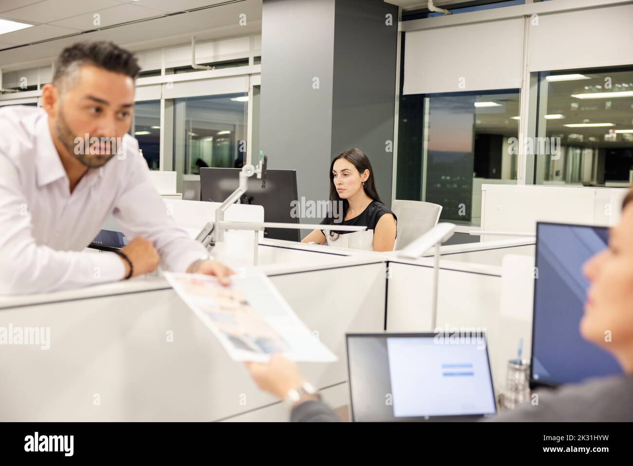 Cubicle night hi-res stock photography and images - Alamy