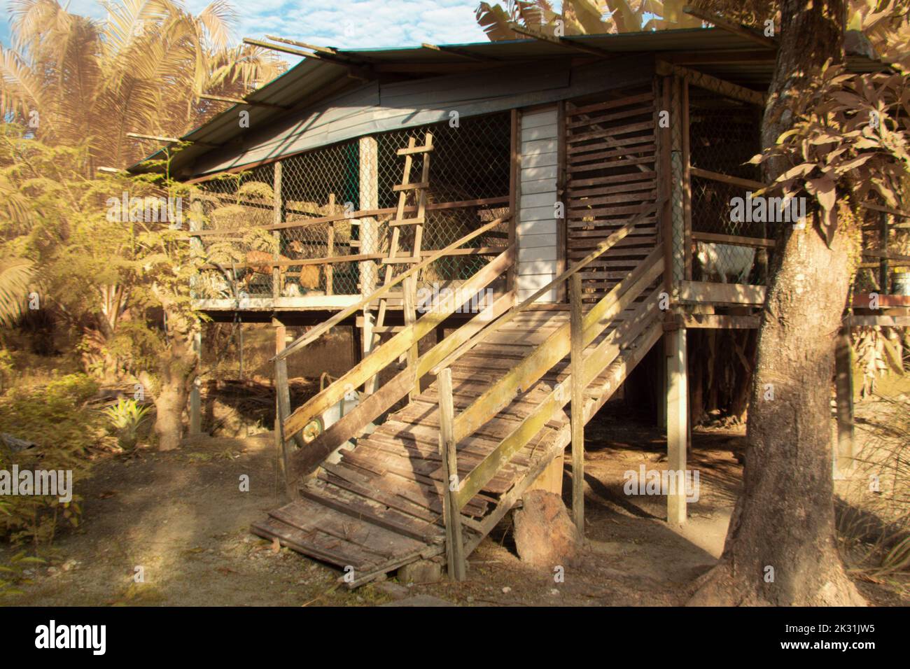 Residence and farm hi-res stock photography and images - Alamy