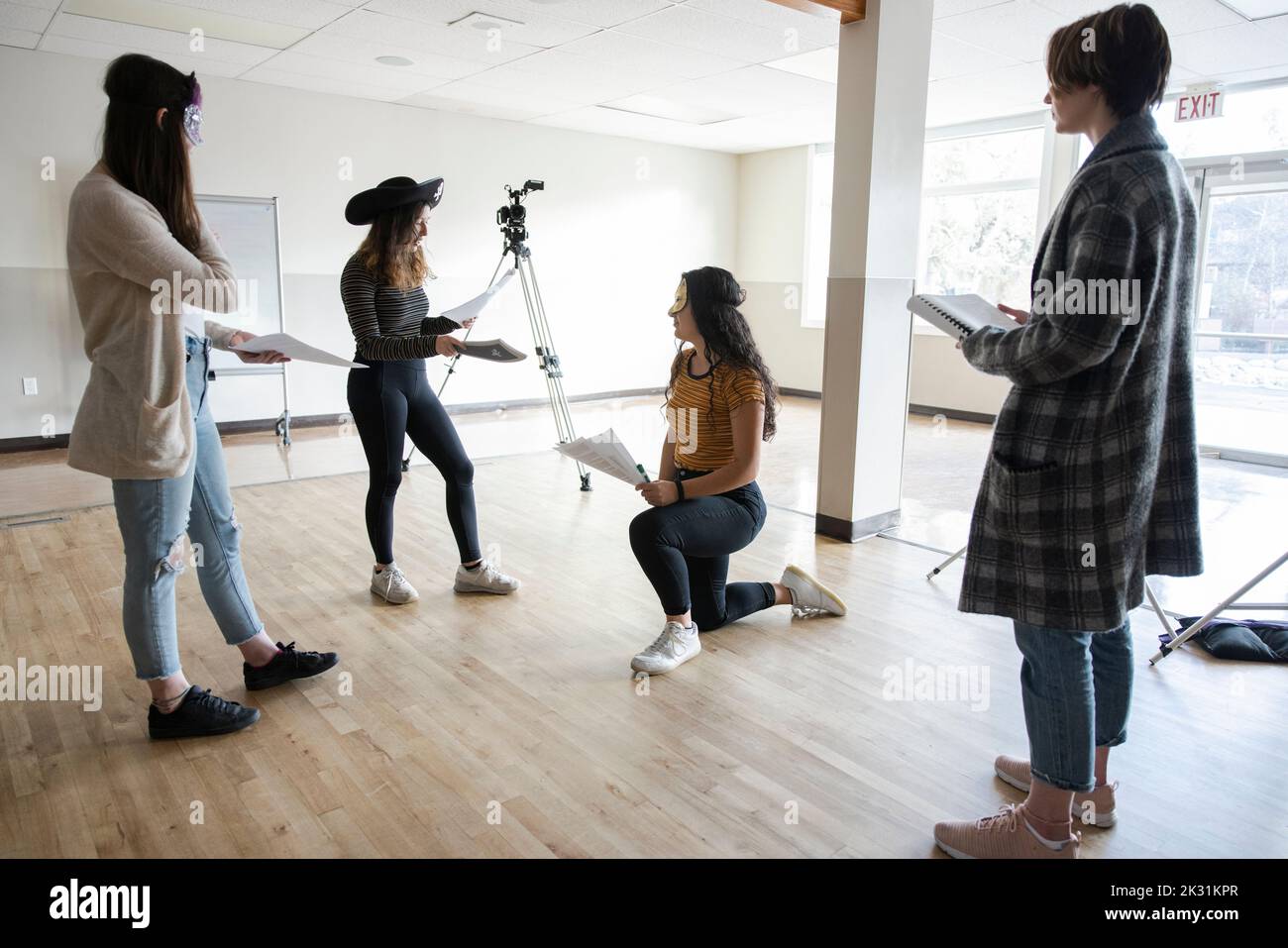 Drama students costume hi-res stock photography and images - Alamy