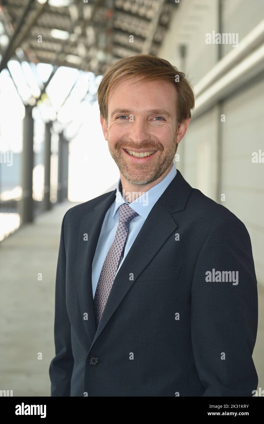 Cologne, Germany. 22nd Sep, 2022. Actor Hugo Grimm looks at the photographer during a photo ...